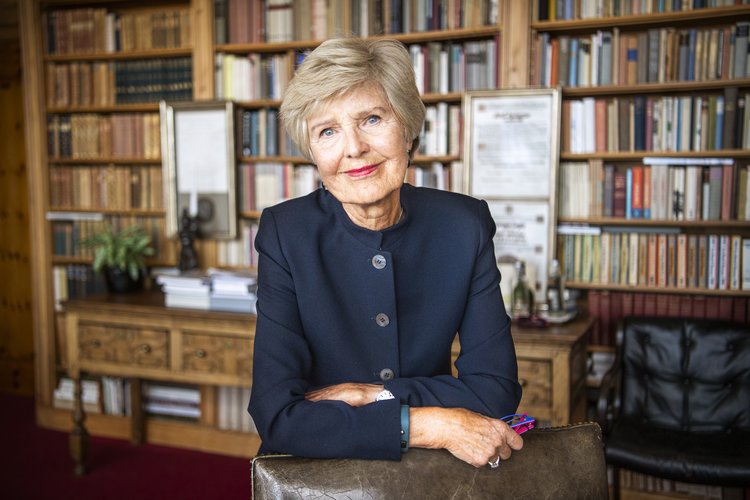 BDZV | Axel Springer: Verlegerin Friede Springer wird 80